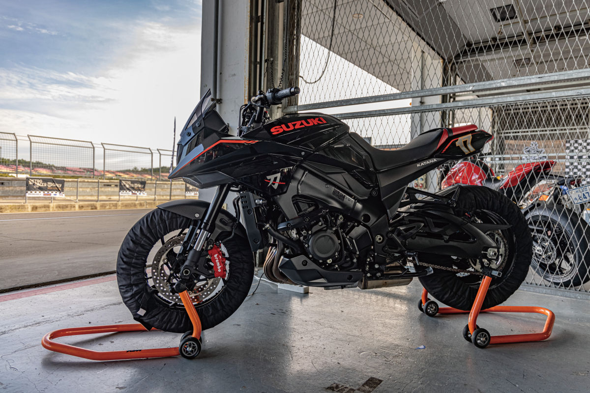 211202_katana3 (9) | 월간모터바이크