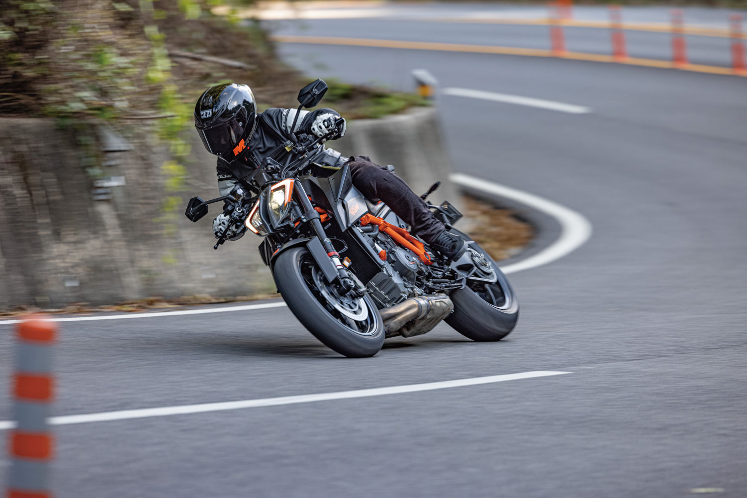 완벽한 진화, KTM SUPER BROS | 월간모터바이크