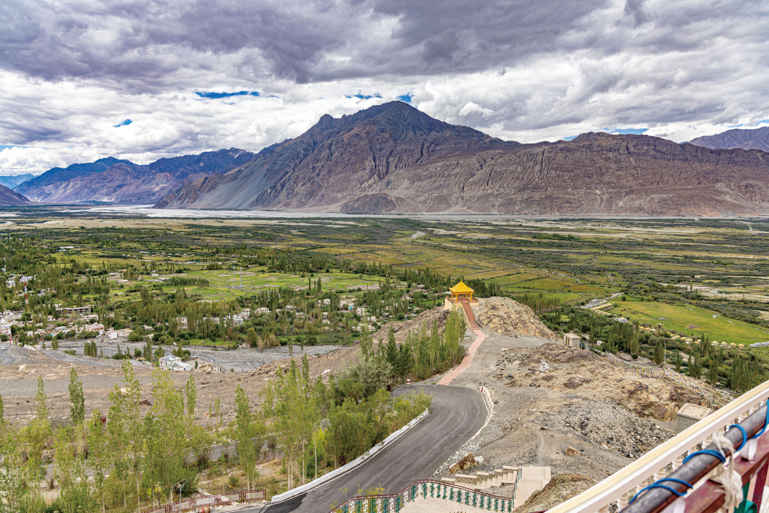 히말라얀과 함께 달린 히말라야 1100km | 월간모터바이크